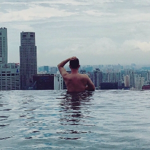 桀骜and不驯 