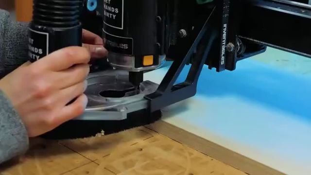 德国小孩自学木工,打造一个厨房收纳架,这技术让人惊叹!