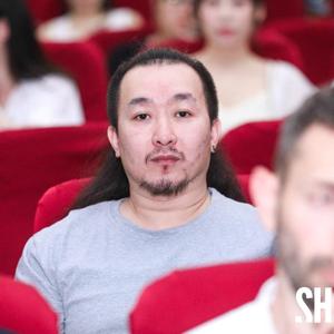 玩刀的录音师 