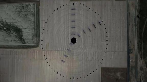 这个场面价值2个亿!它们模拟24小时钟表,卡车还能这么贵