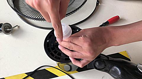 奥克斯落地扇安装视频new