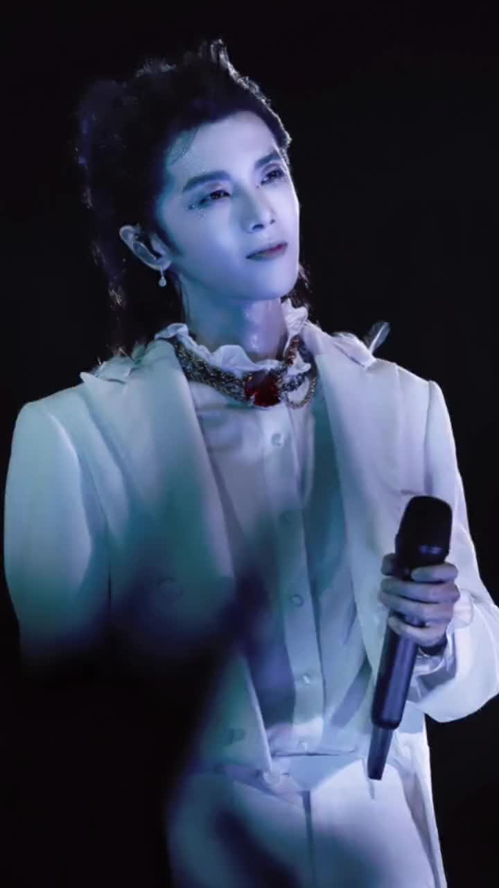 华晨宇这谁顶得住啊神级现场大合唱火星演唱会