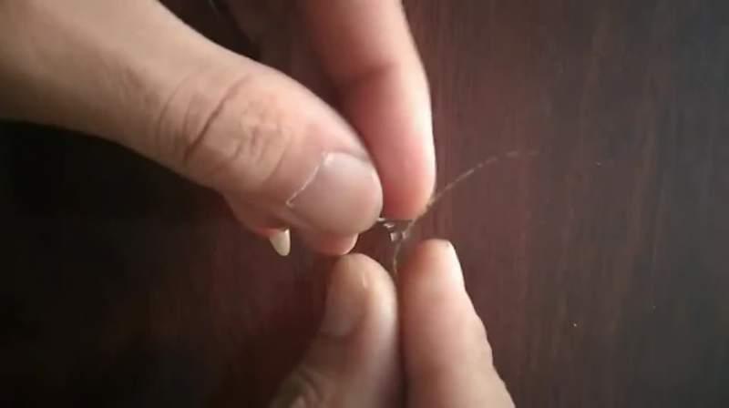 使用抛竿,其八字环连接器如何连接