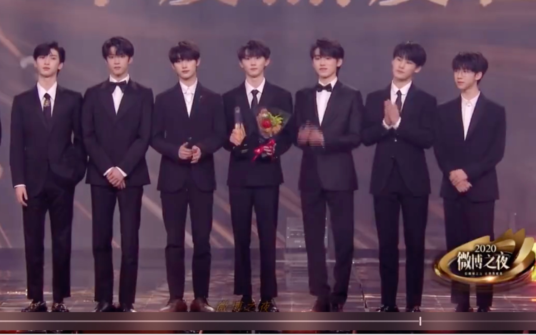 【时代少年团】2020微博之夜—“微博年度团体”领奖高清CUT