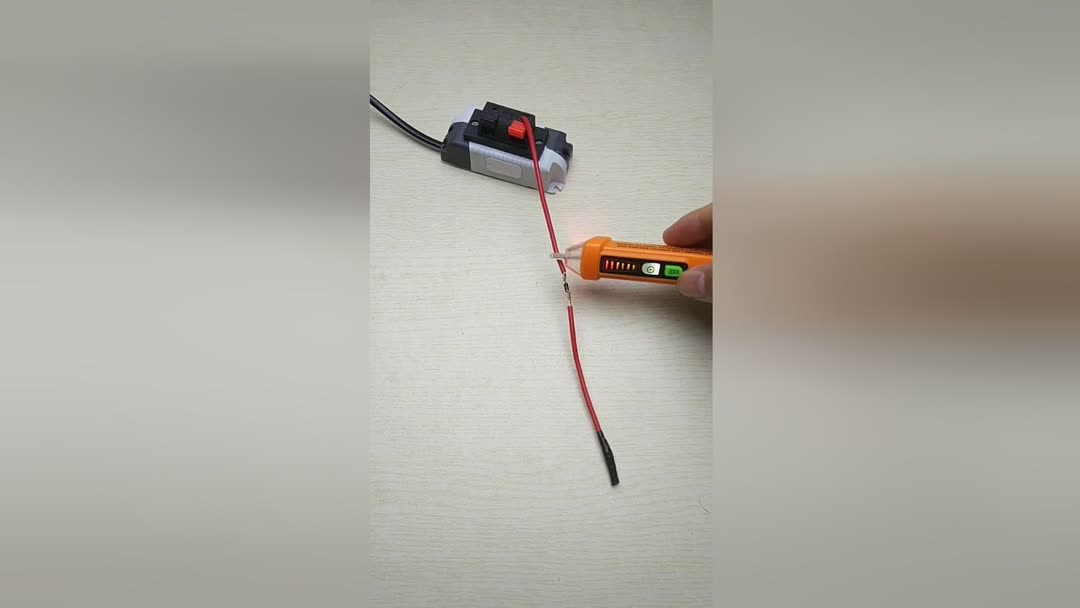感应电笔测量交流电与直流电