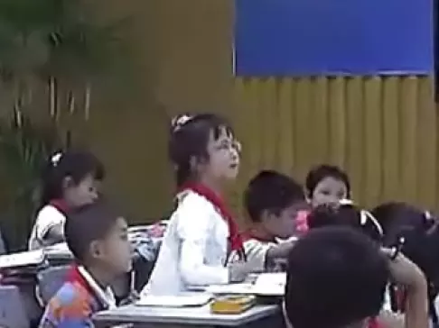 《三位数连加》_屈伟 _小学二年级数学优质课示范观摩课视频