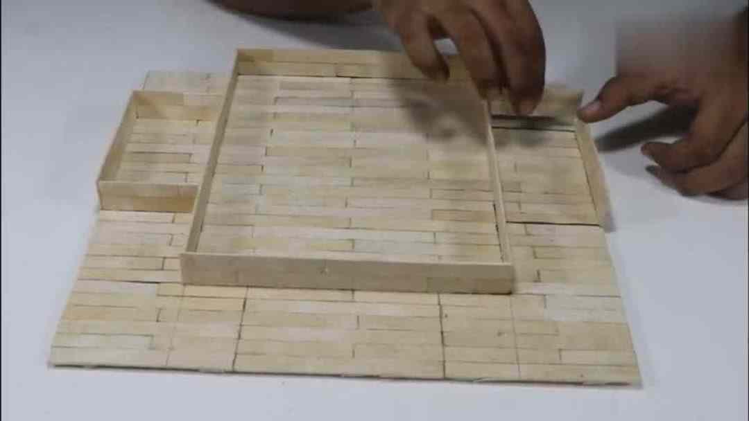 简易手工,用雪糕棒制作“小别墅”来弥补买不起房子的遗憾