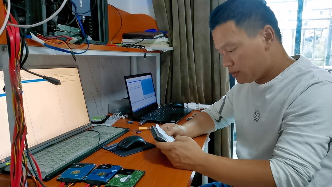 硬盘维修同行都不知道的秘密小妙招,不用专业工具就可以恢复数据