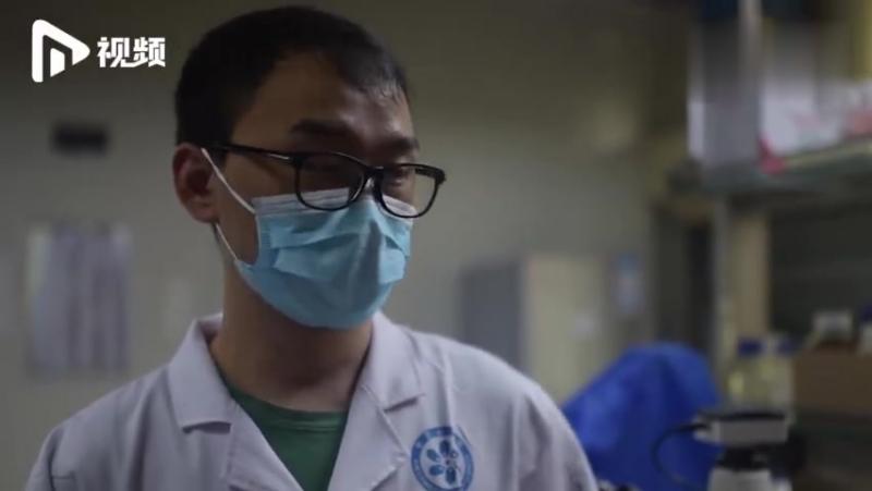 【手上有多少细菌,实验告诉你真相!快给不爱洗手的娃看看】人的手上...