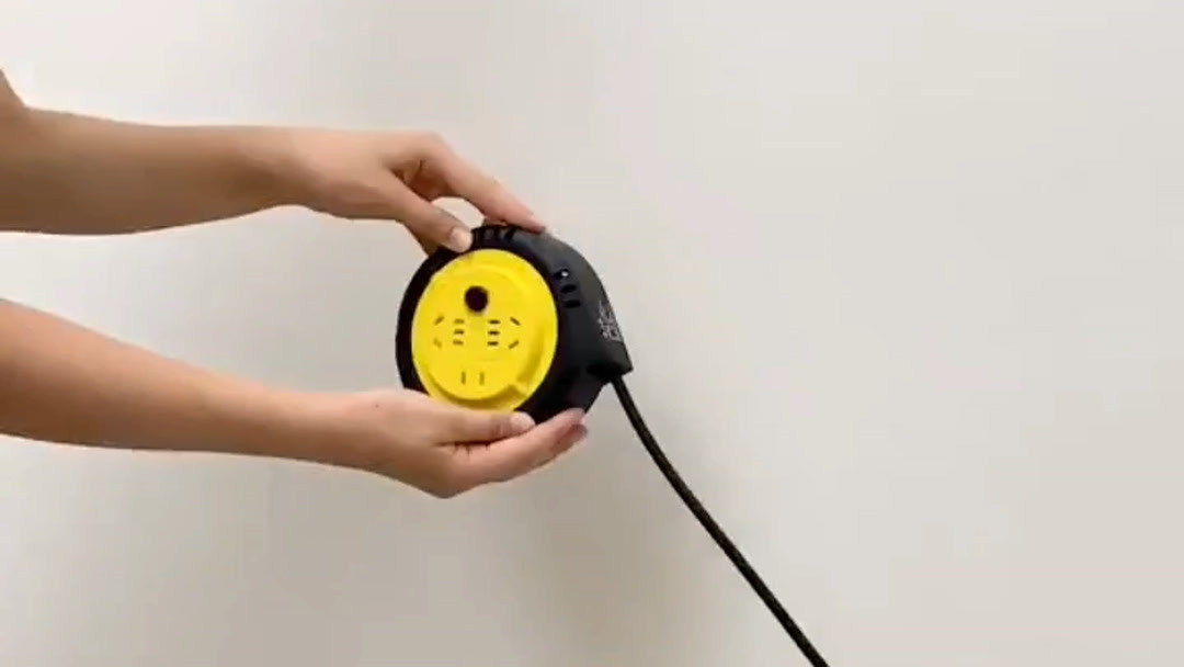 家里插座没有预留好,就入手了这个可延伸排插