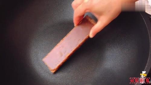 教你制作最正宗珍珠奶茶，步骤简单，茶香浓郁，无任何添加剂