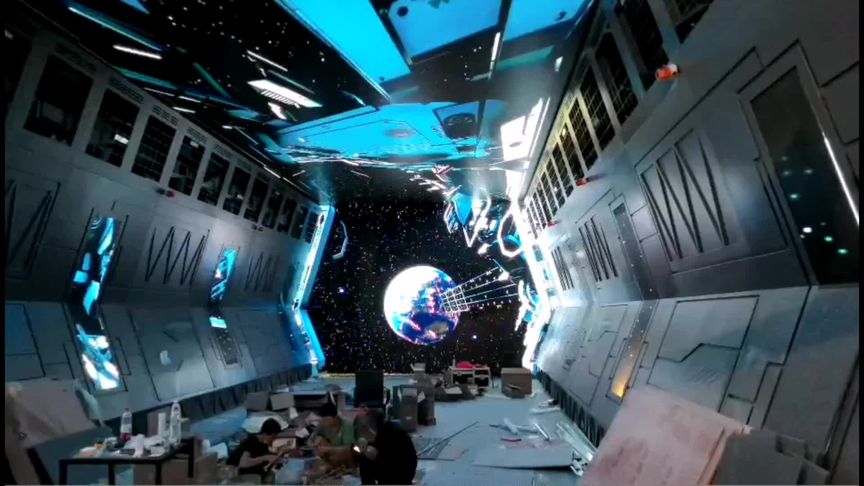 #宇宙飞船 调试中,欢迎乘坐。#裸眼3d +#沉浸式体验 #宇宙