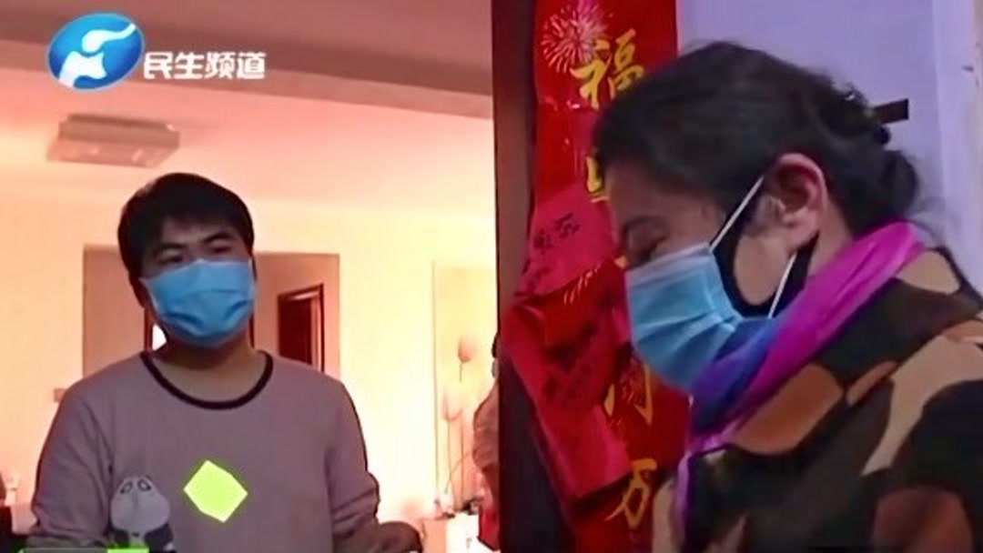 扫码为“绿码”,因为去接人,返家竟然要要求居家隔离?