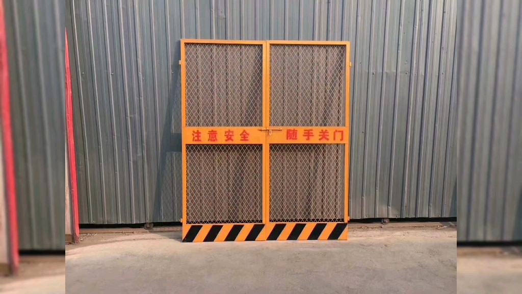 施工电梯防护门 建筑施工电梯防护门厂 施工电梯安全门图片 施工电梯...