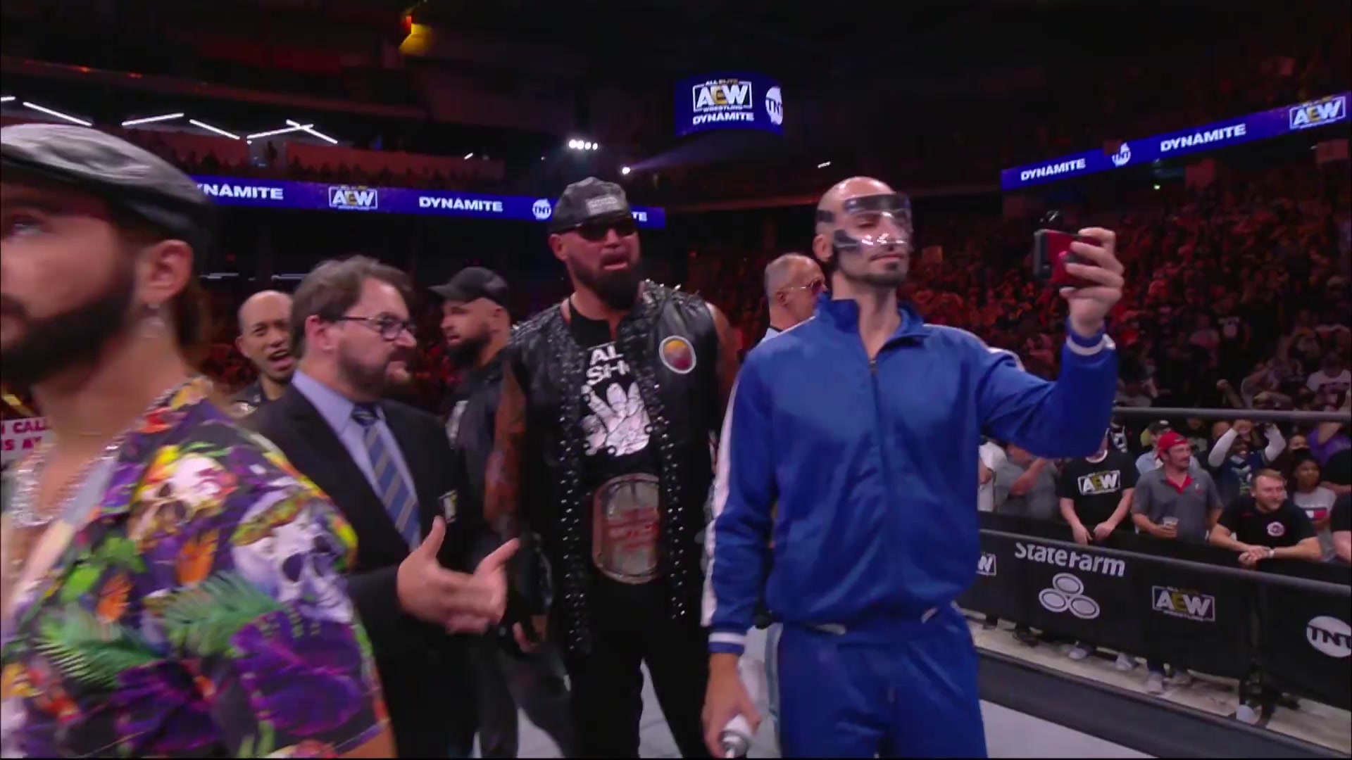 我们什么时候才能知道亚当·科尔到底是怎样的精英AEW炸药,9/8/21