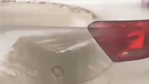 一把土就能检测出车上的GPS,果然是高手!