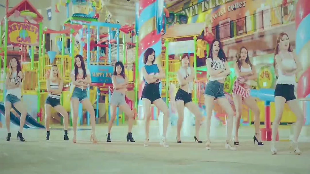 韩国女团T-ara《小苹果》MV(官方正式版)