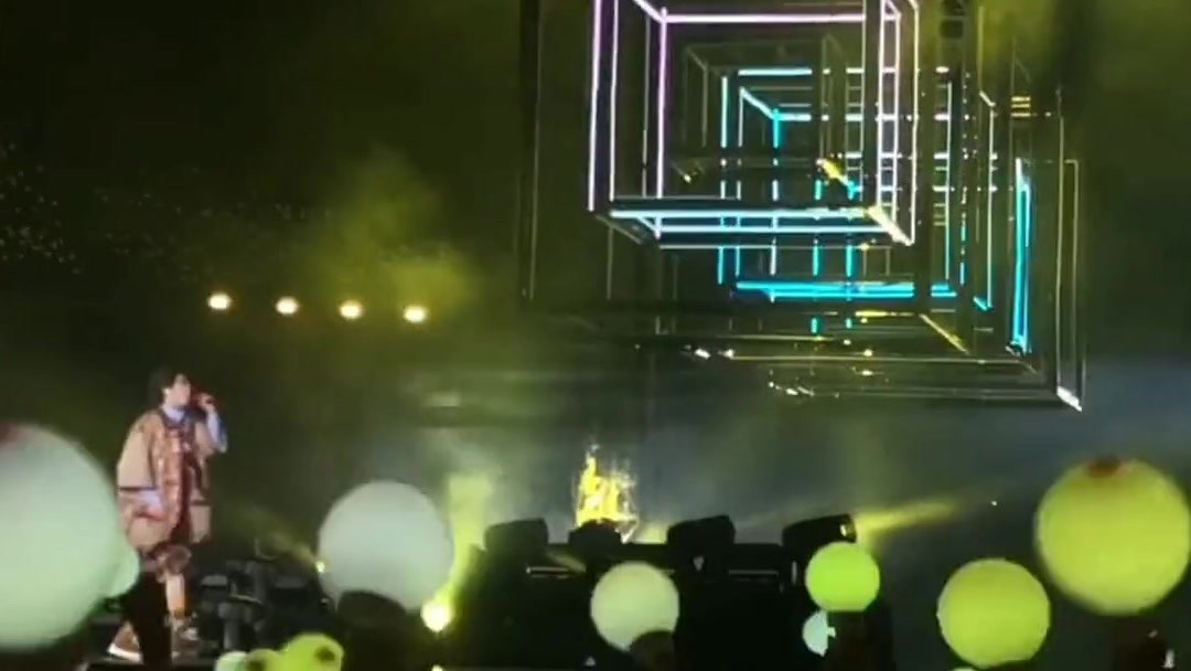 华晨宇火星演唱会,火爆全场