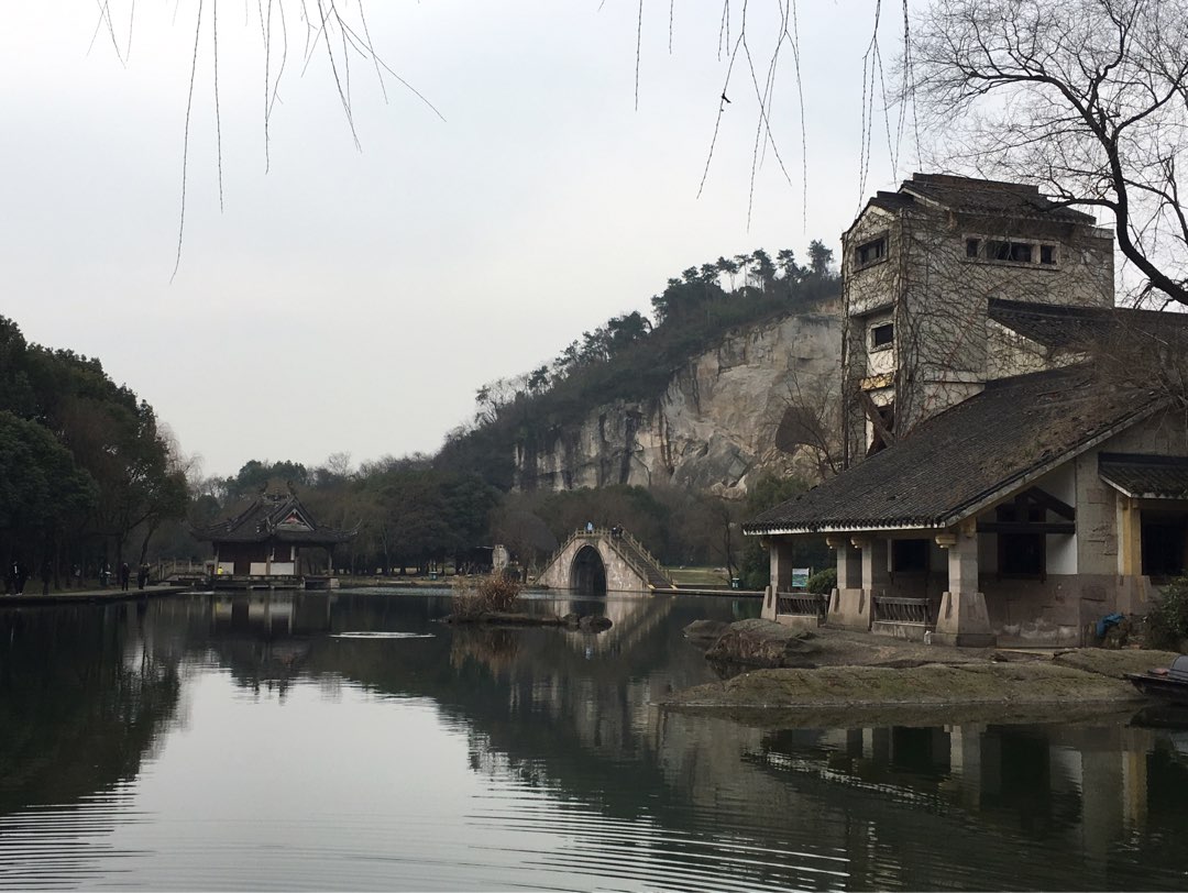 齐杰1479016589640190 