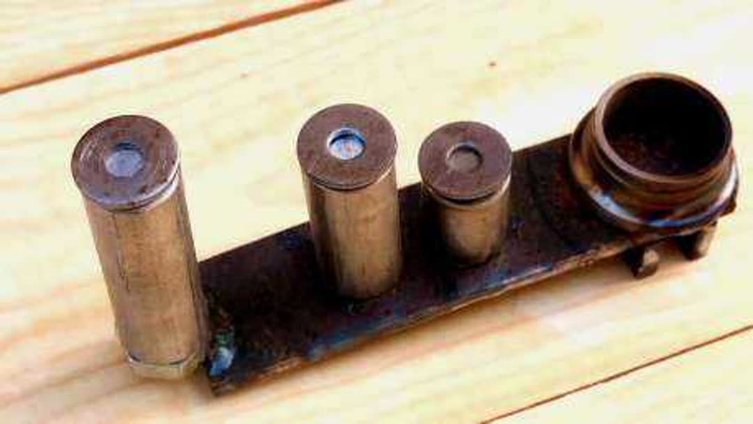 废弃的汽车制动盘,经小伴的发明制作后,如获至宝