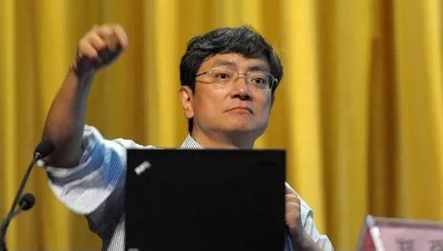 郑强:科技创新不是过家家,曼哈顿计划耗时3年10万人,耗资20亿