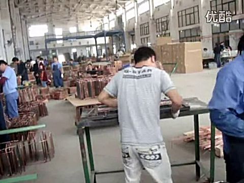 商用厨具冰箱冷柜冷凝器焊接过程生产冷凝器设备焊接演示