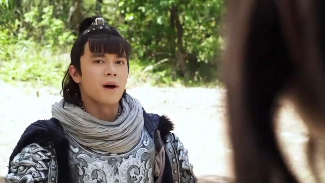 《隋唐演义》裴元庆大战罗士信耍赖,罗士信_你看我怎么把你脑袋