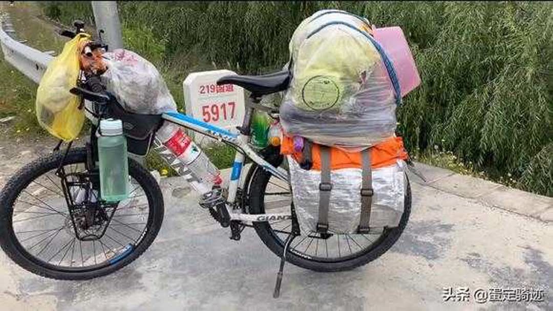 骑行西藏,里龙乡到林芝火车站,借宿火车站工地,有水有电太好了