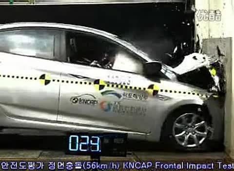 2012款瑞纳KNCAP64公里正面碰撞测试