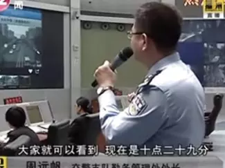 广州交警实干为民 深入开展党的群众路线教育实践活动