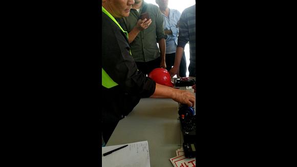 低压电工摇表的使用