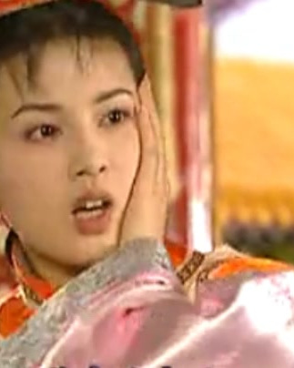 《还珠格格》桂嬷嬷在景阳宫敢打小燕子的丫鬟真是目中无人