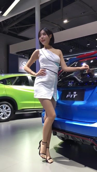 清新优雅车模#2018广州车展