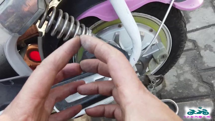 免费学电动车维修,第2节:了解两轮电动车的机械部分的构成部件