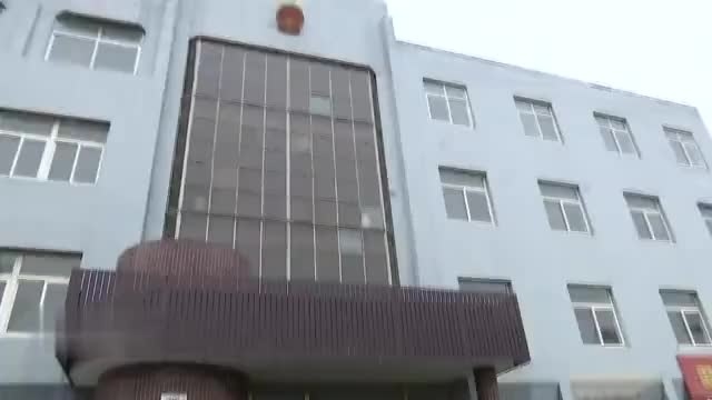 我为群众办实事:90名工人喜"提"工资 牟平法院集中发放执行款