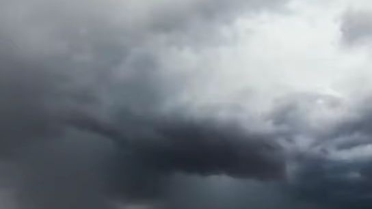 网爆:4K 镜头下的暴风雨,极致震撼