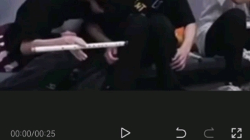 文轩 | 打帽沿之前的对话我好像懂了!原来信息素是真的存在!