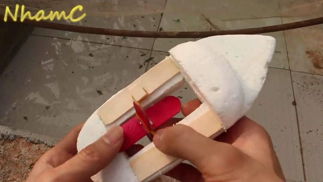 儿童玩具DIY 制作橡皮筋动力船一