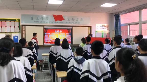 深情不及陪伴,厚爱无需多言。感谢班主任指引孩子们积极向上