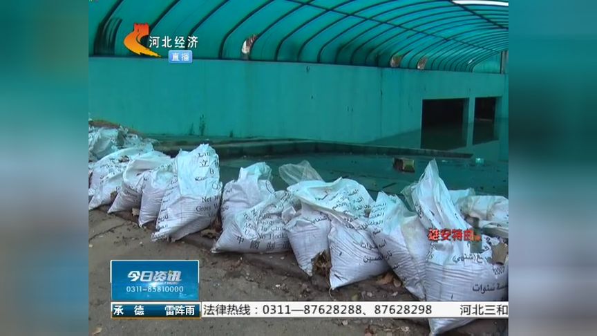 辛集大雨过后,部分小区地下车库被淹,居民:光能看见车顶了