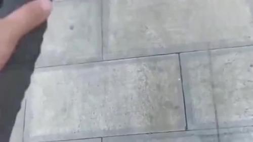 牛人发明:是谁发明的这种伞,出门还怕广东暴雨吗?网友:路人都不敢接近你!