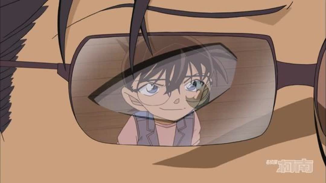 名侦探柯南:柯南看穿了凶手,面对目光对视,凶手眼神输给了柯南
