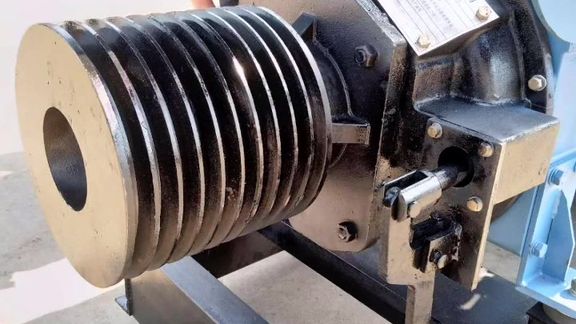 480马力柴油发动机,攻坚利器。#柴油发动机#柴油机离合器皮带轮