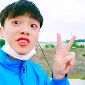 郭小锅的快乐生活 