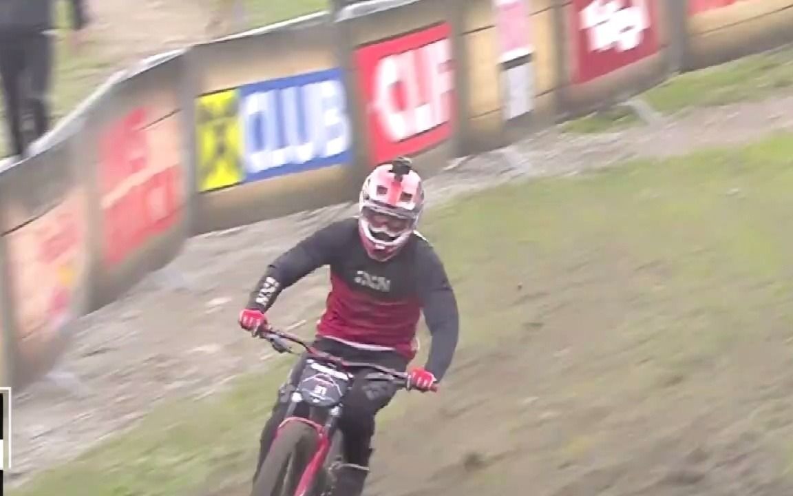 辐轮王土拨鼠全球第一最轻的碳纤维自行车品牌排行榜7863千克