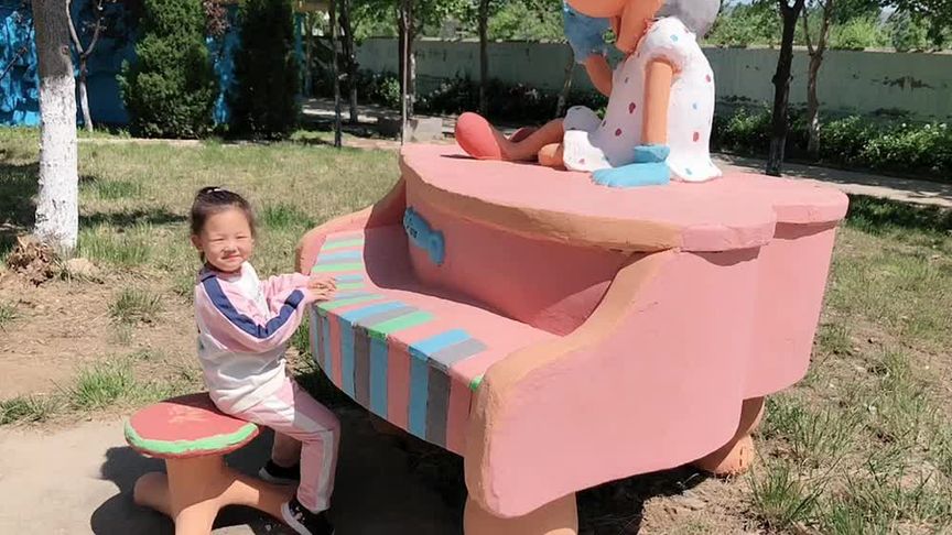 记录#家有熊孩子 #户外活动 ,看小动物们的表演