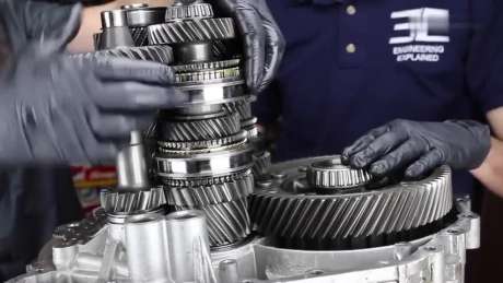 拆解大众DSG变速箱