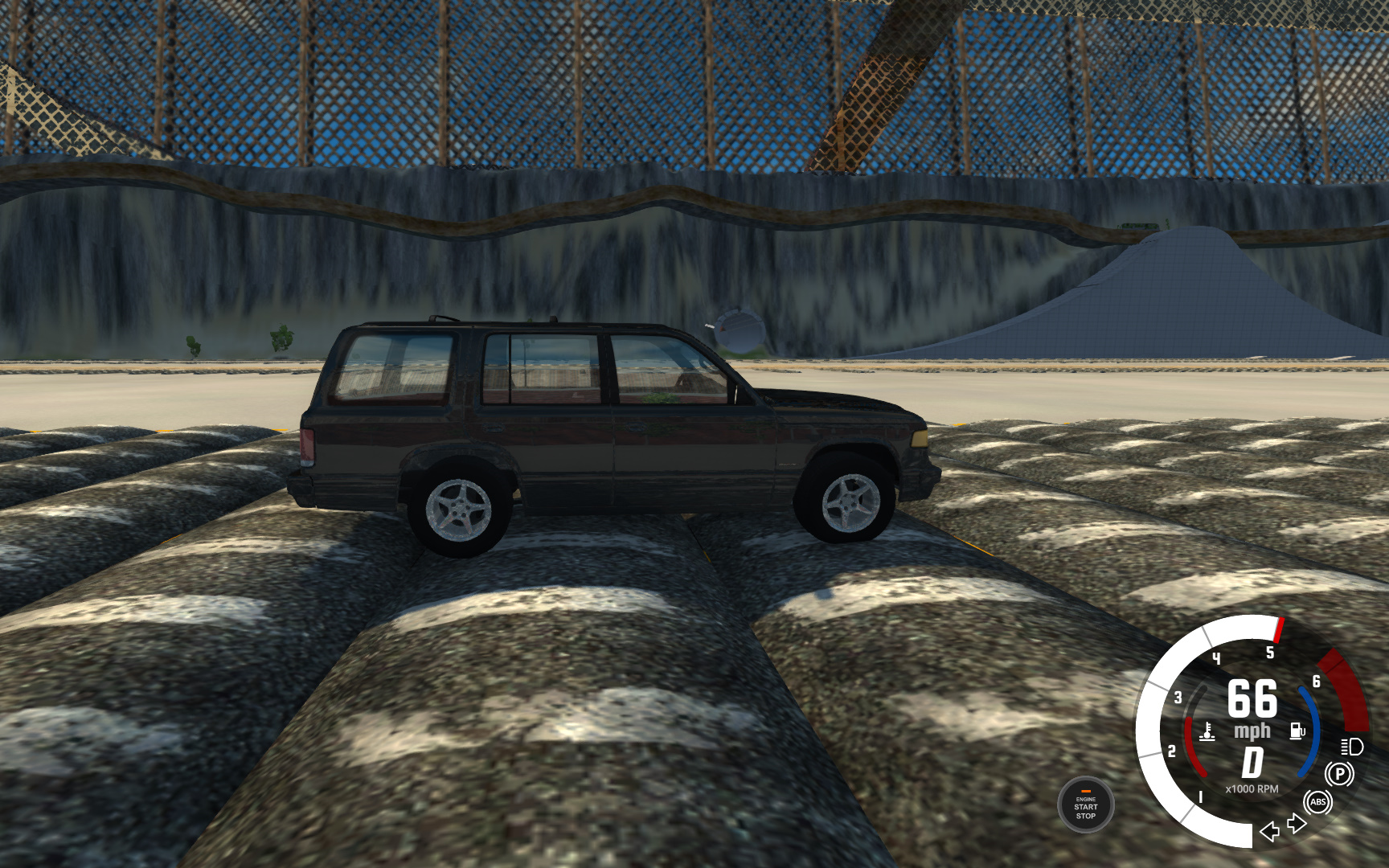 车祸模拟器:开辆SUV过上万条减速带,看着悬挂跳动的感觉太爽了!