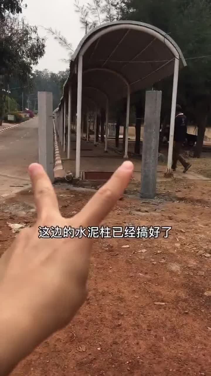 我们学校终于有校门了,终于有了围墙了 泰国