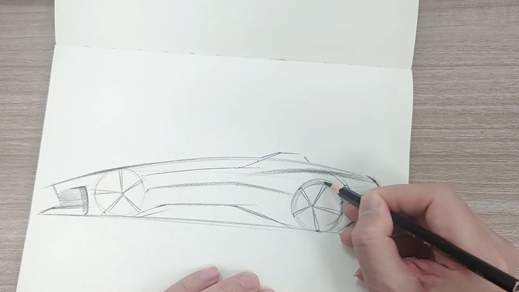 工业设计手绘日常,概念车型设计草图,马赛的工业设计手绘